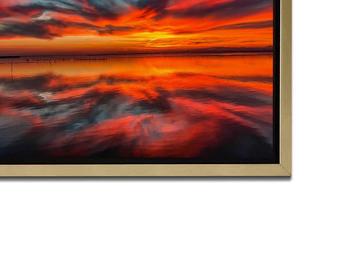 Floating Frame Champagne/Black